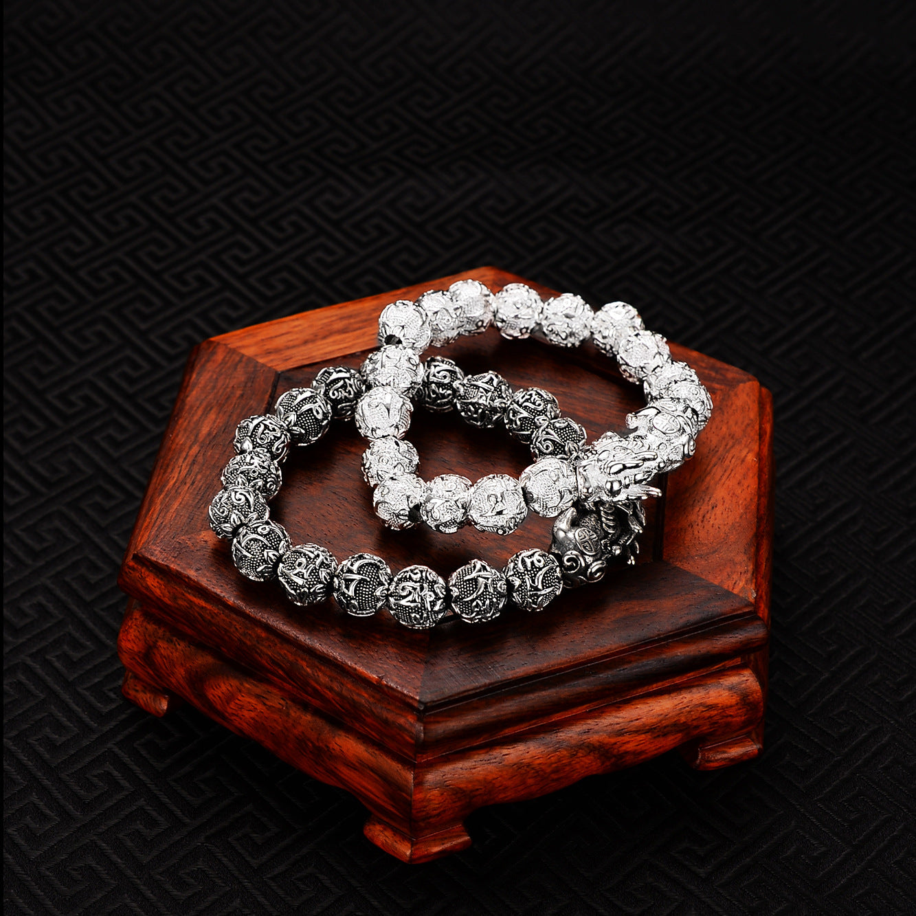 How to Wear a Feng Shui Bracelet for Maximum Benefits in 2025 – Karmabless