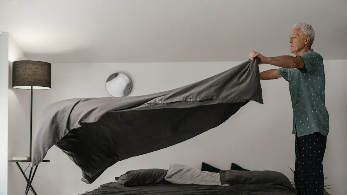 How to Choose the Right Bed Side for Men According to Feng Shui